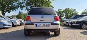 Pelēks Volkswagen Golf 1999 Valmiera, ar dzinēja tilpumu 1.60 L un nobraukumu 340 tūkst. km par 1200 €, foto 5 vietnē AUTOMOTO.COM.LV