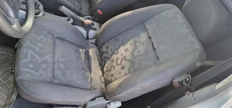 Pelēks Volkswagen Golf 1999 Valmiera, ar dzinēja tilpumu 1.60 L un nobraukumu 340 tūkst. km par 1200 €, foto 11 vietnē AUTOMOTO.COM.LV