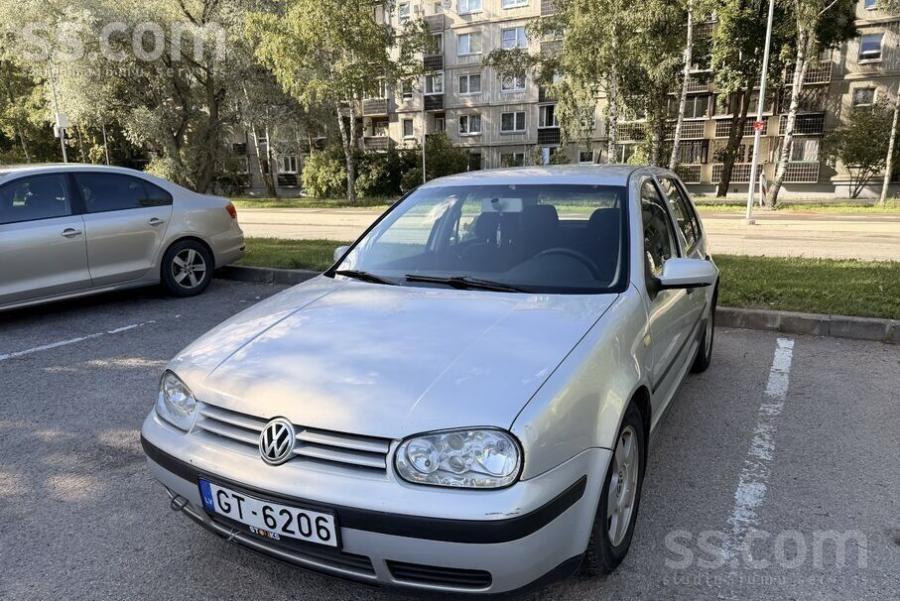 Pelēks Volkswagen Golf 1999 Rīga, ar dzinēja tilpumu 1.90 L un nobraukumu 391 tūkst. km par 1000 €, foto 1 vietnē AUTOMOTO.COM.LV