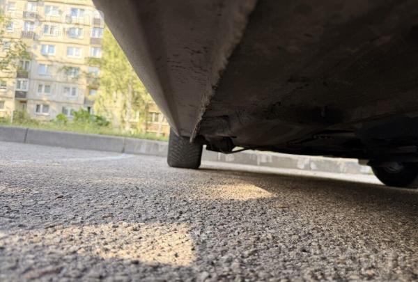 Pelēks Volkswagen Golf 1999 Rīga, ar dzinēja tilpumu 1.90 L un nobraukumu 391 tūkst. km par 1000 €, foto 6 vietnē AUTOMOTO.COM.LV