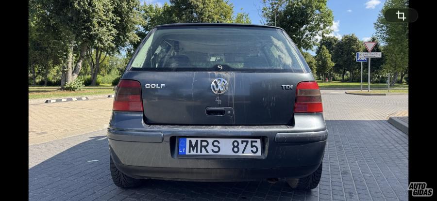 Pelēks Volkswagen Golf 1999 Ukmergė, ar dzinēja tilpumu 1.90 L un nobraukumu 329 tūkst. km par 950 €, foto 5 vietnē AUTOMOTO.COM.LV