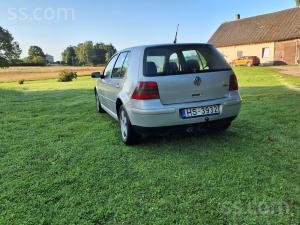 Grey Volkswagen Golf 1999 in Riga, with an engine capacity of 1.60 L and mileage of 245 thousand km for 880 €, photo 4 on AUTOMOTO.COM.LV