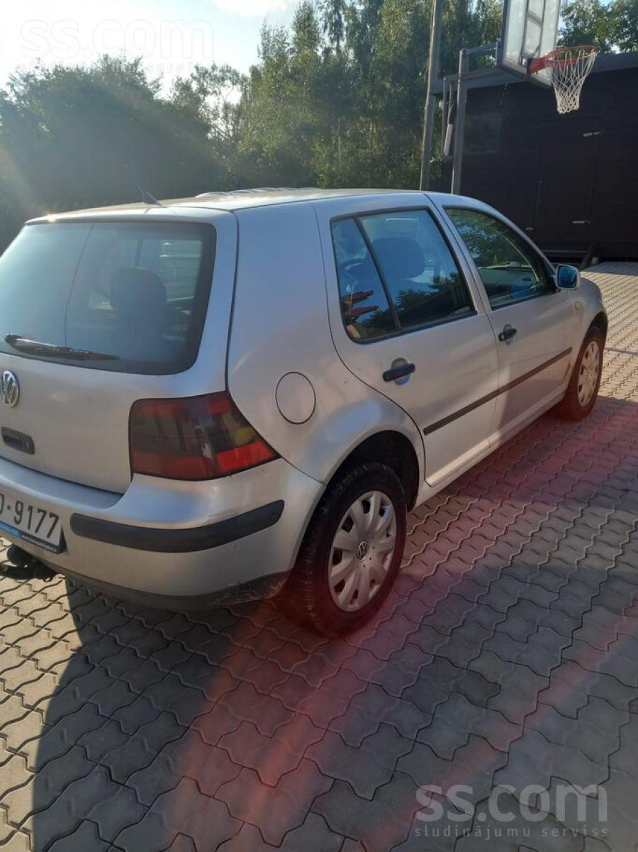 Pelēks Volkswagen Golf 1999 Rīga, ar dzinēja tilpumu 1.90 L un nobraukumu 350 tūkst. km par 1500 €, foto 6 vietnē AUTOMOTO.COM.LV