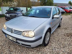 Pelēks Volkswagen Golf 1999 Daugavpils, ar dzinēja tilpumu 1.60 L un nobraukumu 187 tūkst. km par 1550 €, foto 4 vietnē AUTOMOTO.COM.LV