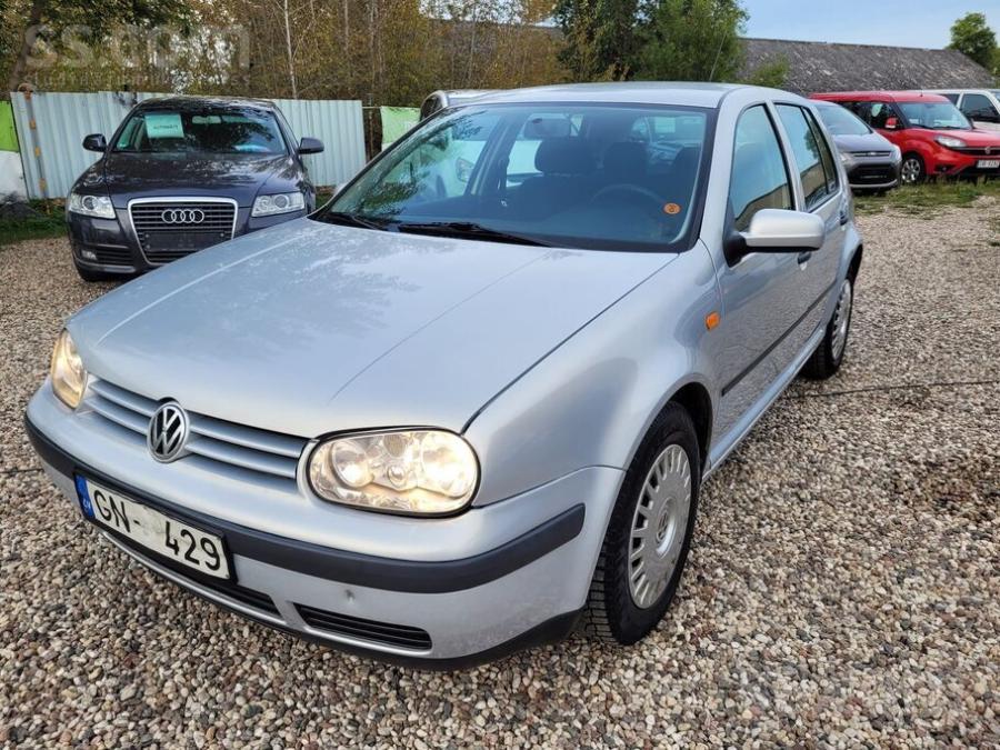 Pelēks Volkswagen Golf 1999 Daugavpils, ar dzinēja tilpumu 1.60 L un nobraukumu 187 tūkst. km par 1550 €, foto 4 vietnē AUTOMOTO.COM.LV