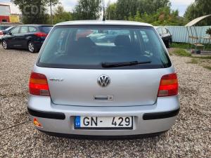 Pelēks Volkswagen Golf 1999 Daugavpils, ar dzinēja tilpumu 1.60 L un nobraukumu 187 tūkst. km par 1550 €, foto 7 vietnē AUTOMOTO.COM.LV