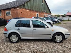 Pelēks Volkswagen Golf 1999 Daugavpils, ar dzinēja tilpumu 1.60 L un nobraukumu 187 tūkst. km par 1550 €, foto 9 vietnē AUTOMOTO.COM.LV