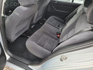 Pelēks Volkswagen Golf 1999 Daugavpils, ar dzinēja tilpumu 1.60 L un nobraukumu 187 tūkst. km par 1550 €, foto 14 vietnē AUTOMOTO.COM.LV