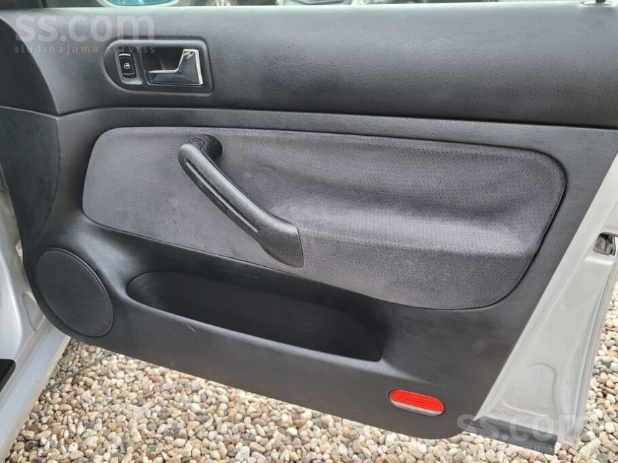 Pelēks Volkswagen Golf 1999 Daugavpils, ar dzinēja tilpumu 1.60 L un nobraukumu 187 tūkst. km par 1550 €, foto 20 vietnē AUTOMOTO.COM.LV