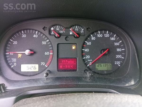 Volkswagen Golf 1999 in Madona on AUTOMOTO.COM.LV Grey Volkswagen Golf 1999 in Madona, with an engine capacity of 1.40 L and mileage of 251 thousand km for 1000 β¬, photo 8 on AUTOMOTO.COM.LV