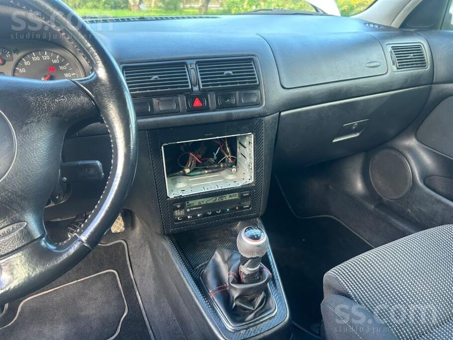 Pelēks Volkswagen Golf 1999 Bauska, ar dzinēja tilpumu 1.90 L un nobraukumu 471 tūkst. km par 2100 €, foto 7 vietnē AUTOMOTO.COM.LV