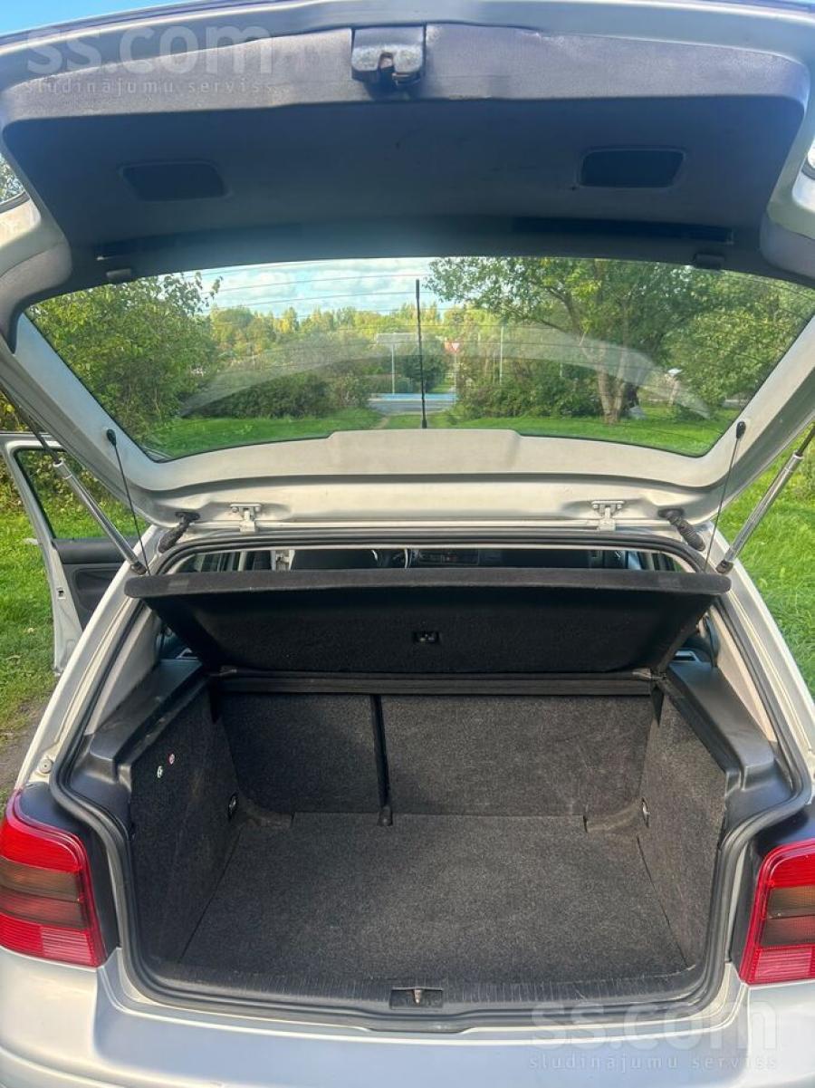 Pelēks Volkswagen Golf 1999 Bauska, ar dzinēja tilpumu 1.90 L un nobraukumu 471 tūkst. km par 2100 €, foto 10 vietnē AUTOMOTO.COM.LV