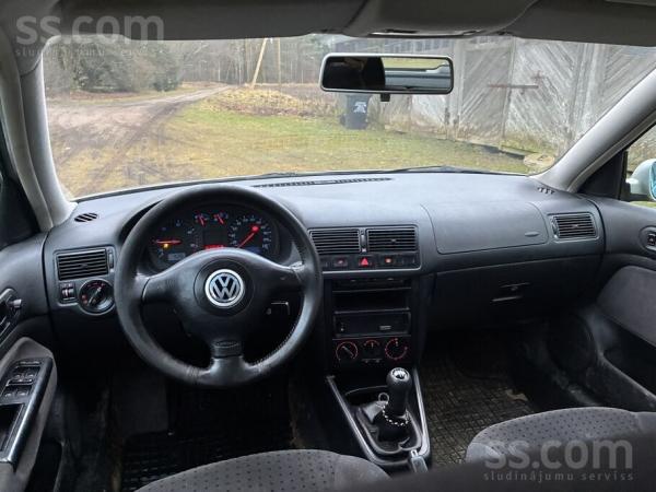 Grey Volkswagen Golf 2000 in Dobele, with an engine capacity of 1.90 L and mileage of 402 thousand km for 500 €, photo 8 on AUTOMOTO.COM.LV