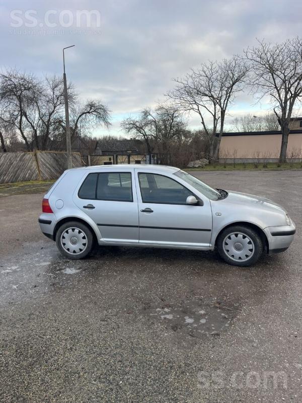 Grey Volkswagen Golf 2000 in Jelgava, with an engine capacity of 1.90 L and mileage of 287 thousand km for 1280 €, photo 2 on AUTOMOTO.COM.LV