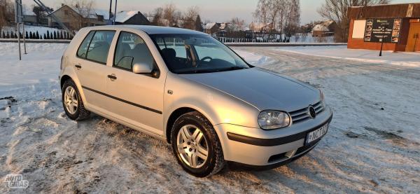 Grey Volkswagen Golf 2000 in Lazdijai, with an engine capacity of 1.90 L and mileage of 301 thousand km for 1100 €, photo 1 on AUTOMOTO.COM.LV