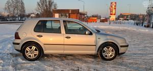 Grey Volkswagen Golf 2000 in Lazdijai, with an engine capacity of 1.90 L and mileage of 301 thousand km for 1100 €, photo 2 on AUTOMOTO.COM.LV