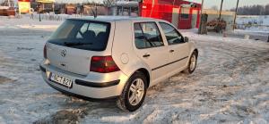 Grey Volkswagen Golf 2000 in Lazdijai, with an engine capacity of 1.90 L and mileage of 301 thousand km for 1100 €, photo 3 on AUTOMOTO.COM.LV