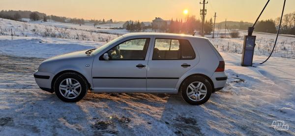 Grey Volkswagen Golf 2000 in Lazdijai, with an engine capacity of 1.90 L and mileage of 301 thousand km for 1000 €, photo 5 on AUTOMOTO.COM.LV