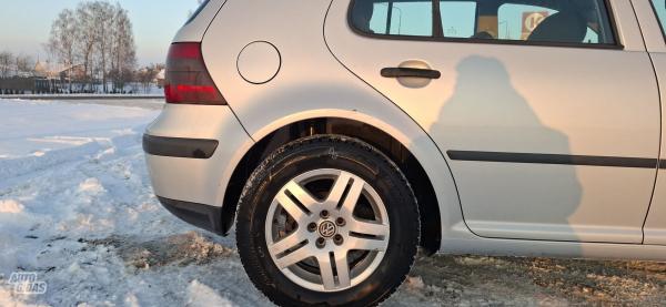 Grey Volkswagen Golf 2000 in Lazdijai, with an engine capacity of 1.90 L and mileage of 301 thousand km for 1000 €, photo 9 on AUTOMOTO.COM.LV