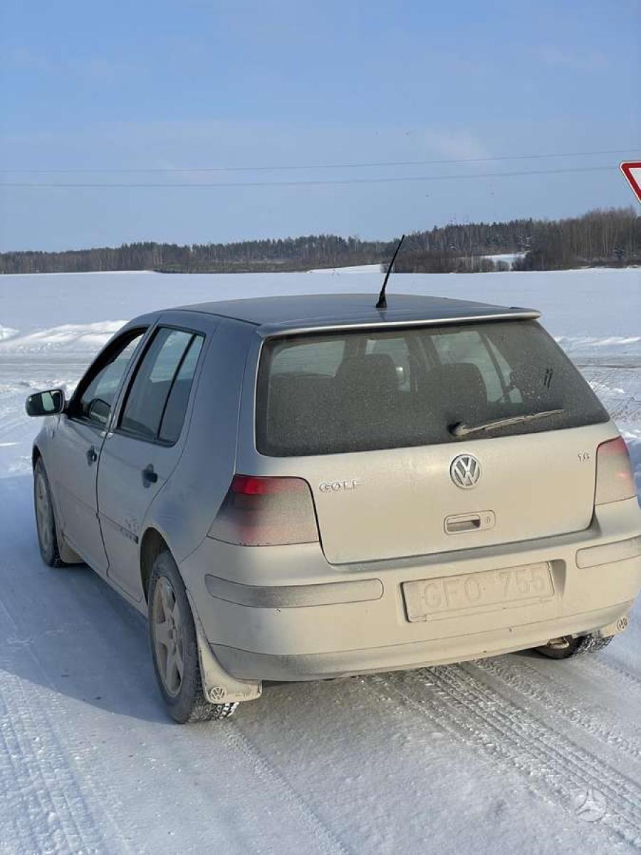 Серый Фольксваген Гольф 2000 в Шальчининкай, объемом двигателя 1.60 л и пробегом 226 тыс. км за 700 €, фото 3 на AUTOMOTO.COM.LV