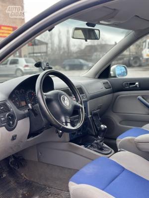 Pelēks Volkswagen Golf 2000 Kretinga, ar dzinēja tilpumu 1.60 L un nobraukumu 327 tūkst. km par 600 €, foto 9 vietnē AUTOMOTO.COM.LV