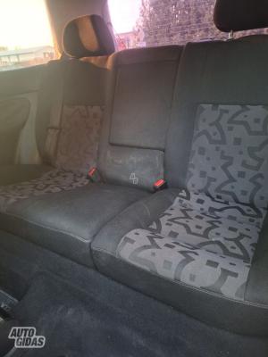 Pelēks Volkswagen Golf 2000 Ariogala, ar dzinēja tilpumu 1.90 L un nobraukumu 461 tūkst. km par 800 €, foto 8 vietnē AUTOMOTO.COM.LV