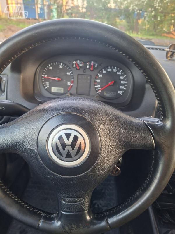 Pelēks Volkswagen Golf 2000 Ariogala, ar dzinēja tilpumu 1.90 L un nobraukumu 461 tūkst. km par 800 €, foto 10 vietnē AUTOMOTO.COM.LV
