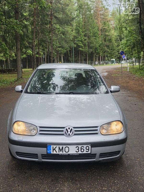Pelēks Volkswagen Golf 2000 Kazlų Rūda, ar dzinēja tilpumu 1.90 L un nobraukumu 353 tūkst. km par 850 €, foto 1 vietnē AUTOMOTO.COM.LV