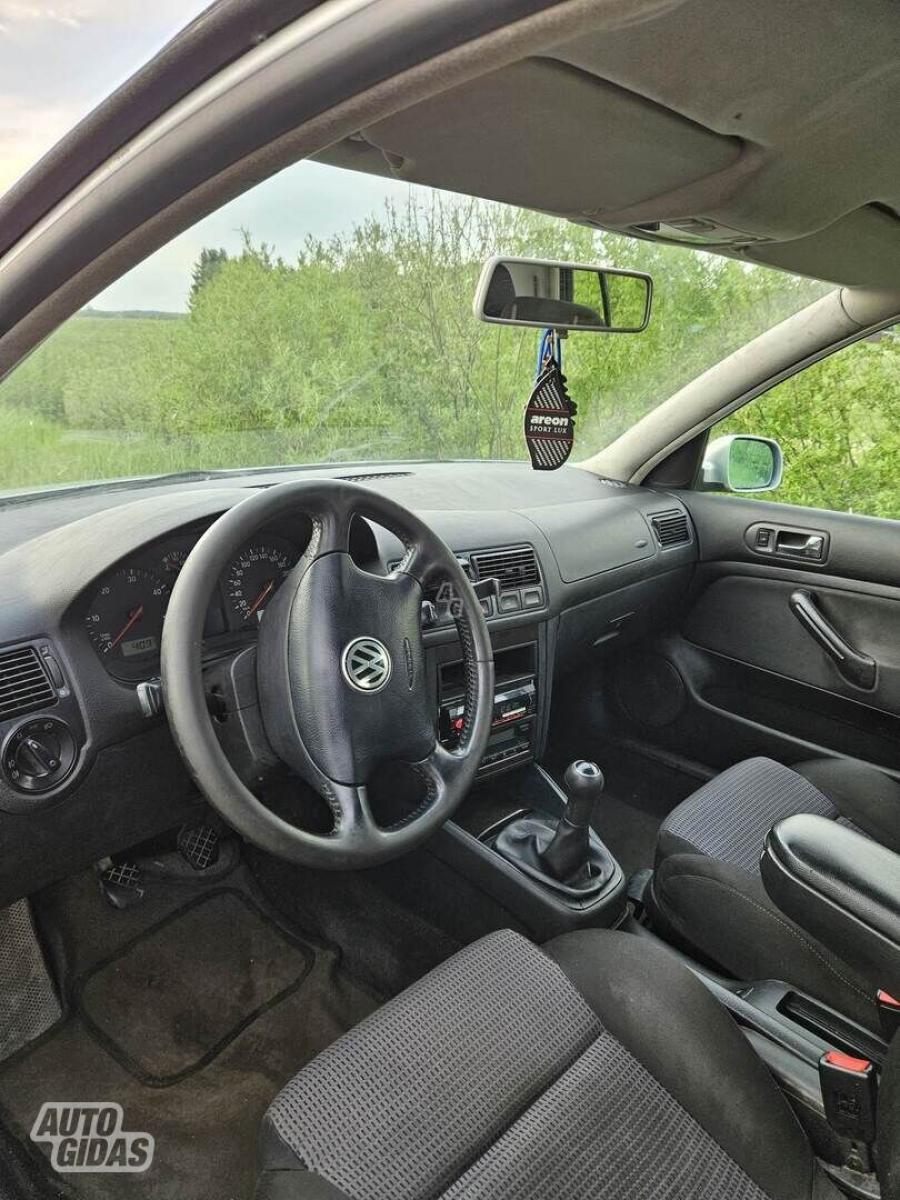 Pelēks Volkswagen Golf 2000 Rietavas, ar dzinēja tilpumu 1.90 L un nobraukumu 3790 tūkst. km par 1050 €, foto 6 vietnē AUTOMOTO.COM.LV