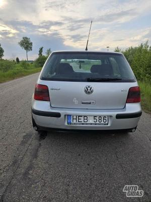 Pelēks Volkswagen Golf 2000 Rietavas, ar dzinēja tilpumu 1.90 L un nobraukumu 3790 tūkst. km par 1050 €, foto 8 vietnē AUTOMOTO.COM.LV