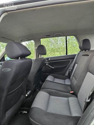 Pelēks Volkswagen Golf 2000 Rietavas, ar dzinēja tilpumu 1.90 L un nobraukumu 3790 tūkst. km par 1050 €, foto 12 vietnē AUTOMOTO.COM.LV