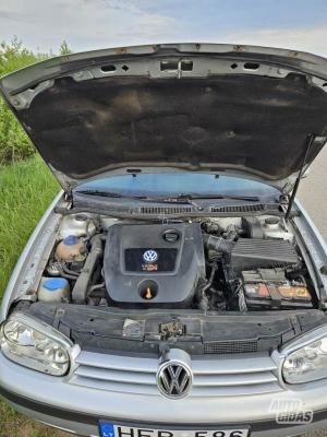 Pelēks Volkswagen Golf 2000 Rietavas, ar dzinēja tilpumu 1.90 L un nobraukumu 3790 tūkst. km par 1050 €, foto 14 vietnē AUTOMOTO.COM.LV