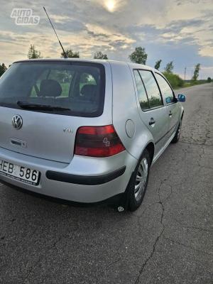 Pelēks Volkswagen Golf 2000 Rietavas, ar dzinēja tilpumu 1.90 L un nobraukumu 3790 tūkst. km par 1050 €, foto 16 vietnē AUTOMOTO.COM.LV