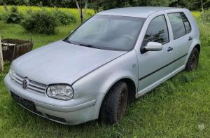 Grey Volkswagen Golf 2000 in Mazeikiai, with an engine capacity of 0.00 L and mileage of 500 thousand km for 800 €, photo  on AUTOMOTO.COM.LV