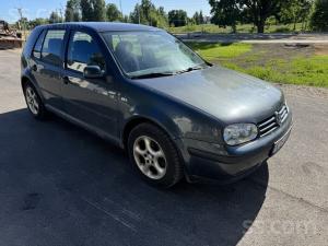 Pelēks Volkswagen Golf 2000 Talsi, ar dzinēja tilpumu 1.40 L un nobraukumu 311 tūkst. km par 1200 €, foto 3 vietnē AUTOMOTO.COM.LV
