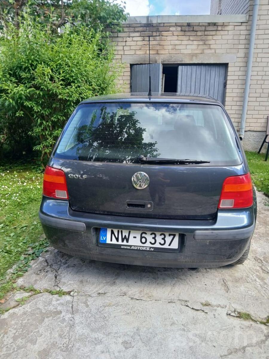 Grey Volkswagen Golf 2000 in Limbazi, with an engine capacity of 1.40 L and mileage of 211 thousand km for 1659 €, photo 7 on AUTOMOTO.COM.LV
