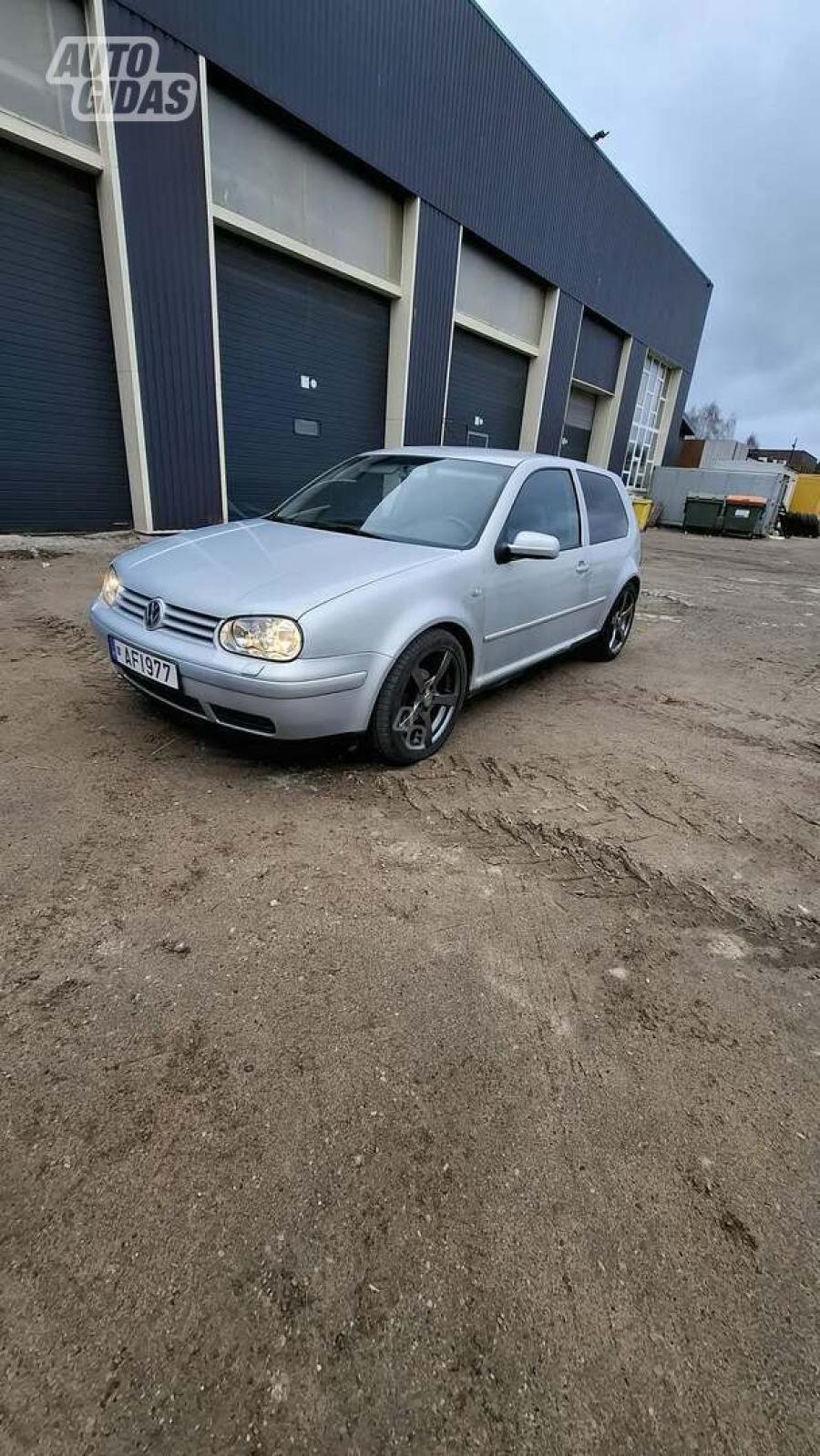 Grey Volkswagen Golf 2000 in Palanga, with an engine capacity of 1.60 L and mileage of 271 thousand km for 750 €, photo 1 on AUTOMOTO.COM.LV