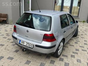 Pelēks Volkswagen Golf 2000 Rīga, ar dzinēja tilpumu 1.90 L un nobraukumu 350 tūkst. km par 1100 €, foto 4 vietnē AUTOMOTO.COM.LV