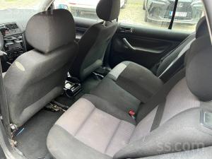 Pelēks Volkswagen Golf 2000 Rīga, ar dzinēja tilpumu 1.90 L un nobraukumu 350 tūkst. km par 1100 €, foto 9 vietnē AUTOMOTO.COM.LV