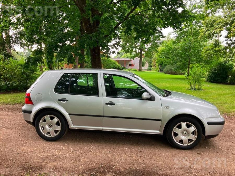 Grey Volkswagen Golf 2000 in Jelgava, with an engine capacity of 1.90 L and mileage of 350 thousand km for 1450 €, photo 8 on AUTOMOTO.COM.LV