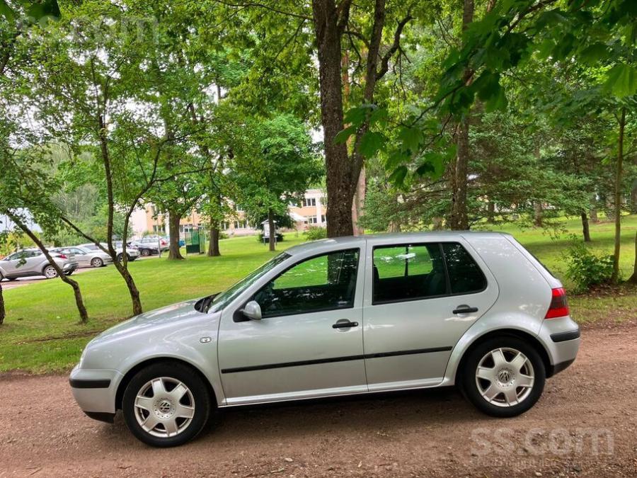 Grey Volkswagen Golf 2000 in Jelgava, with an engine capacity of 1.90 L and mileage of 350 thousand km for 1450 €, photo 9 on AUTOMOTO.COM.LV