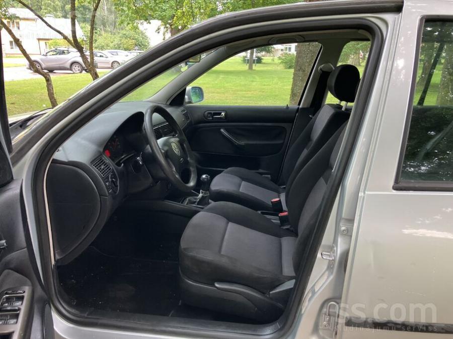 Grey Volkswagen Golf 2000 in Jelgava, with an engine capacity of 1.90 L and mileage of 350 thousand km for 1450 €, photo 17 on AUTOMOTO.COM.LV