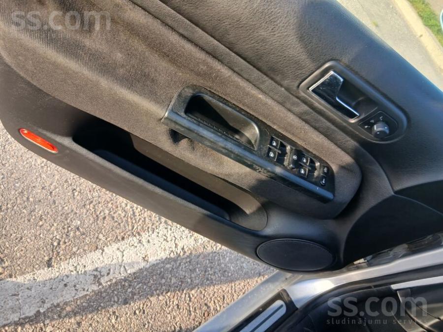 Серый Фольксваген Гольф 2000 в Даугавпилс, объемом двигателя 1.40 л и пробегом 133 тыс. км за 1350 €, фото 20 на AUTOMOTO.COM.LV