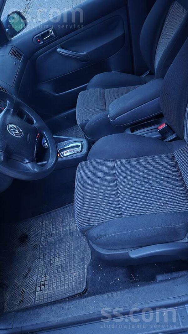 Volkswagen Golf 2000 Ogre vietnÄ PelÄks Volkswagen Golf 2000 Ogre, ar dzinÄja tilpumu 1.90 L un nobraukumu 328 tÅ«kst. km par 1900 ā¬, foto 7 vietnÄ AUTOMOTO.COM.LV