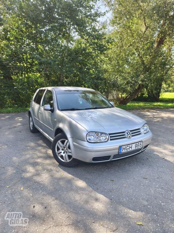 Pelēks Volkswagen Golf 2000 Panevēža, ar dzinēja tilpumu 1.90 L un nobraukumu 373 tūkst. km par 750 €, foto 1 vietnē AUTOMOTO.COM.LV