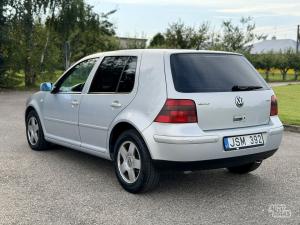 Grey Volkswagen Golf 2000 in Kaisiadorys, with an engine capacity of 2.00 L and mileage of 272 thousand km for 1350 €, photo 7 on AUTOMOTO.COM.LV