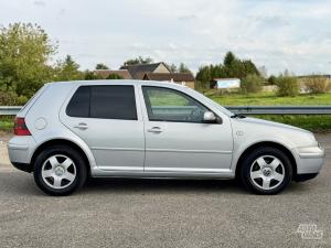 Grey Volkswagen Golf 2000 in Kaisiadorys, with an engine capacity of 2.00 L and mileage of 272 thousand km for 1350 €, photo 10 on AUTOMOTO.COM.LV