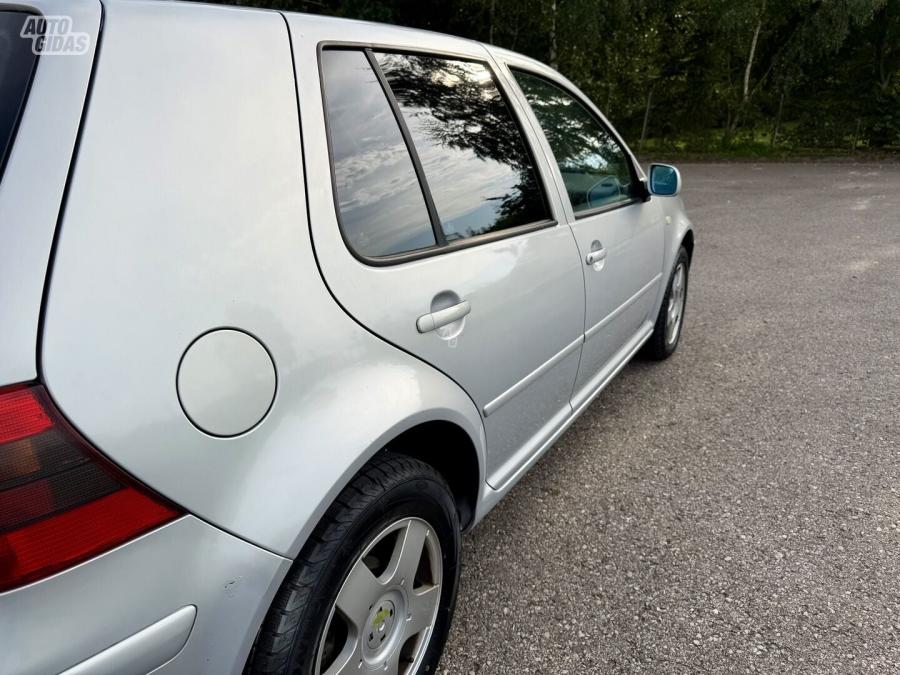Grey Volkswagen Golf 2000 in Kaisiadorys, with an engine capacity of 2.00 L and mileage of 272 thousand km for 1350 €, photo 11 on AUTOMOTO.COM.LV