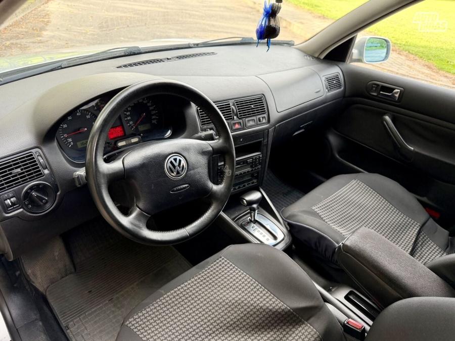 Grey Volkswagen Golf 2000 in Kaisiadorys, with an engine capacity of 2.00 L and mileage of 272 thousand km for 1350 €, photo 17 on AUTOMOTO.COM.LV