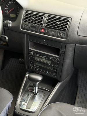 Grey Volkswagen Golf 2000 in Kaisiadorys, with an engine capacity of 2.00 L and mileage of 272 thousand km for 1350 €, photo 22 on AUTOMOTO.COM.LV
